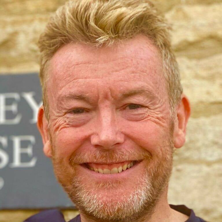 Chalet Des Neiges - Christian Ski Holidays in the Alps - Richmond Holidays